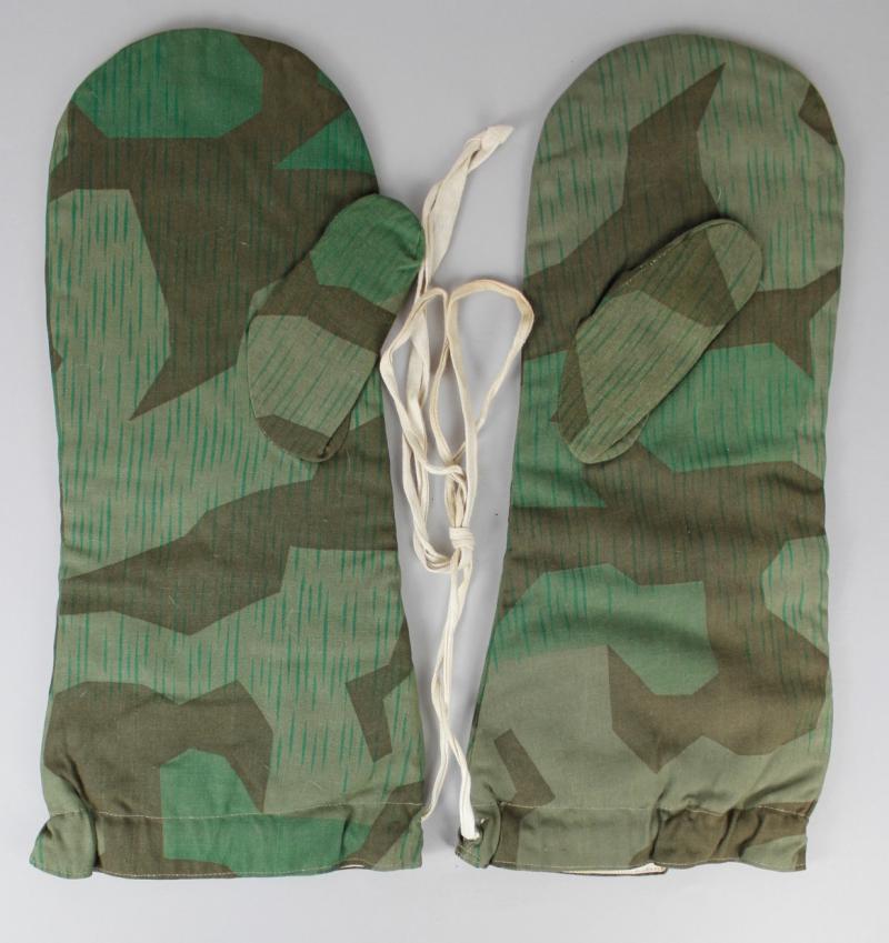 CS Militaria | WW2 German Splinter Camouflage Winter Mittens